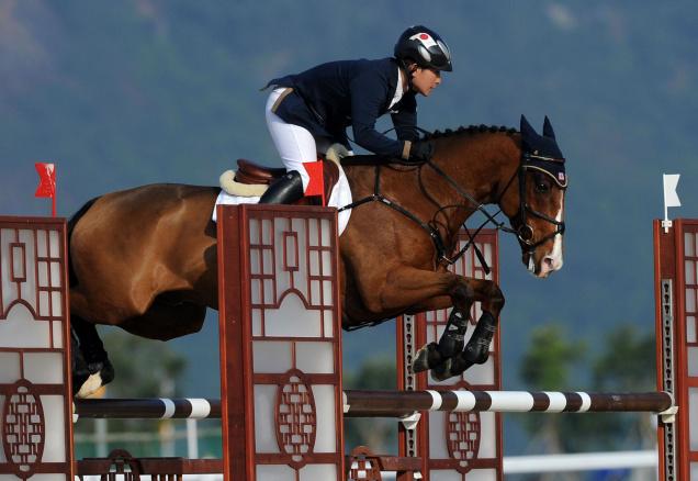 Buddhist Monk wins gold medal for horseback riding in Asian Games ...