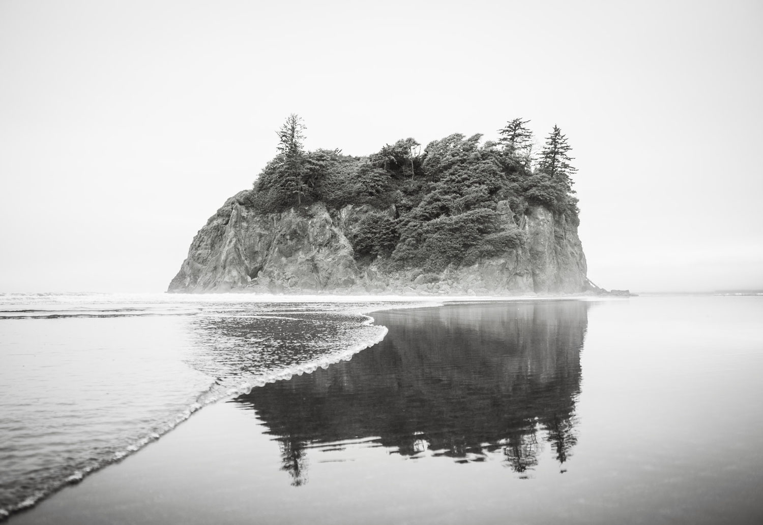 Zen Poems: Arriving Without a Sound - Tricycle: The Buddhist Review