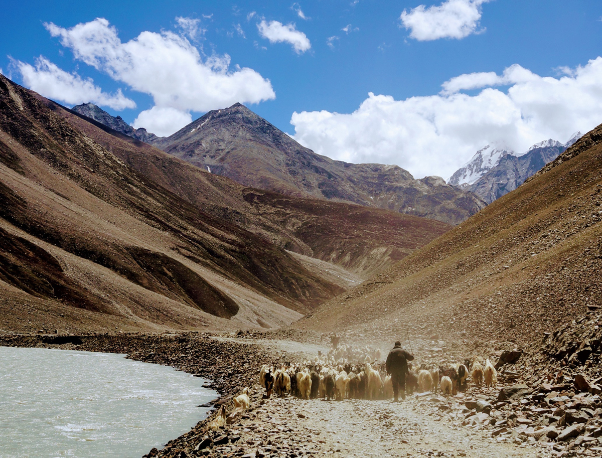 Tibetan Master Patrul Rinpoche on 3 Paths to Enlightenment