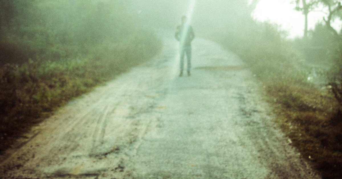 Mindfulness at Knifepoint - Tricycle: The Buddhist Review