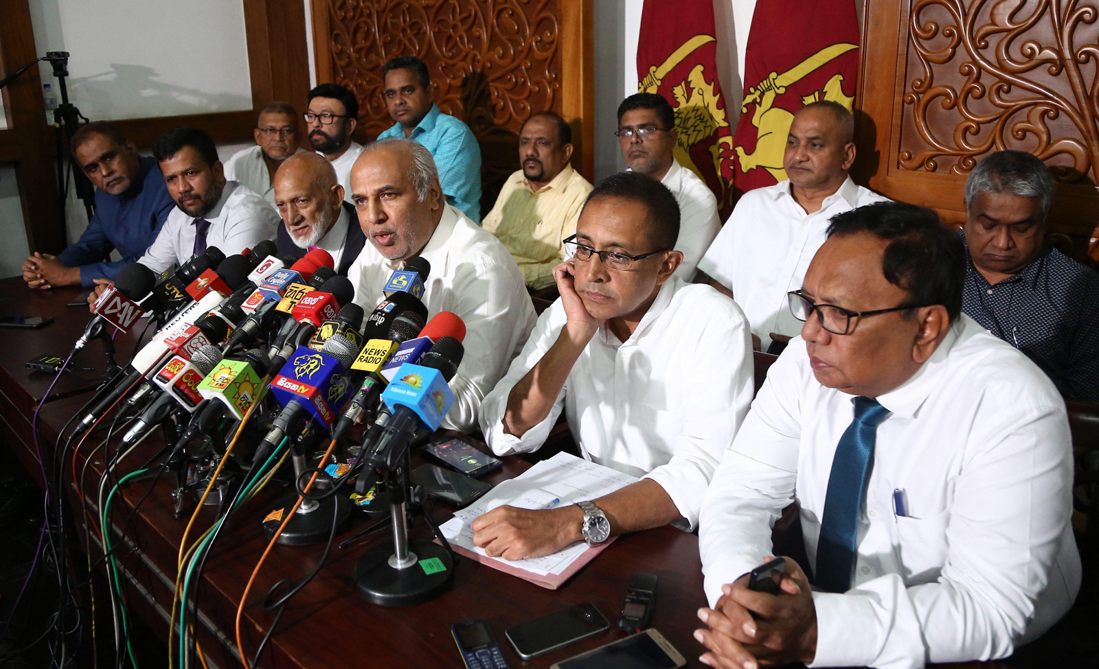 Muslim Ministers Resign in Sri Lanka over Hunger Strike – Buddha Buzz