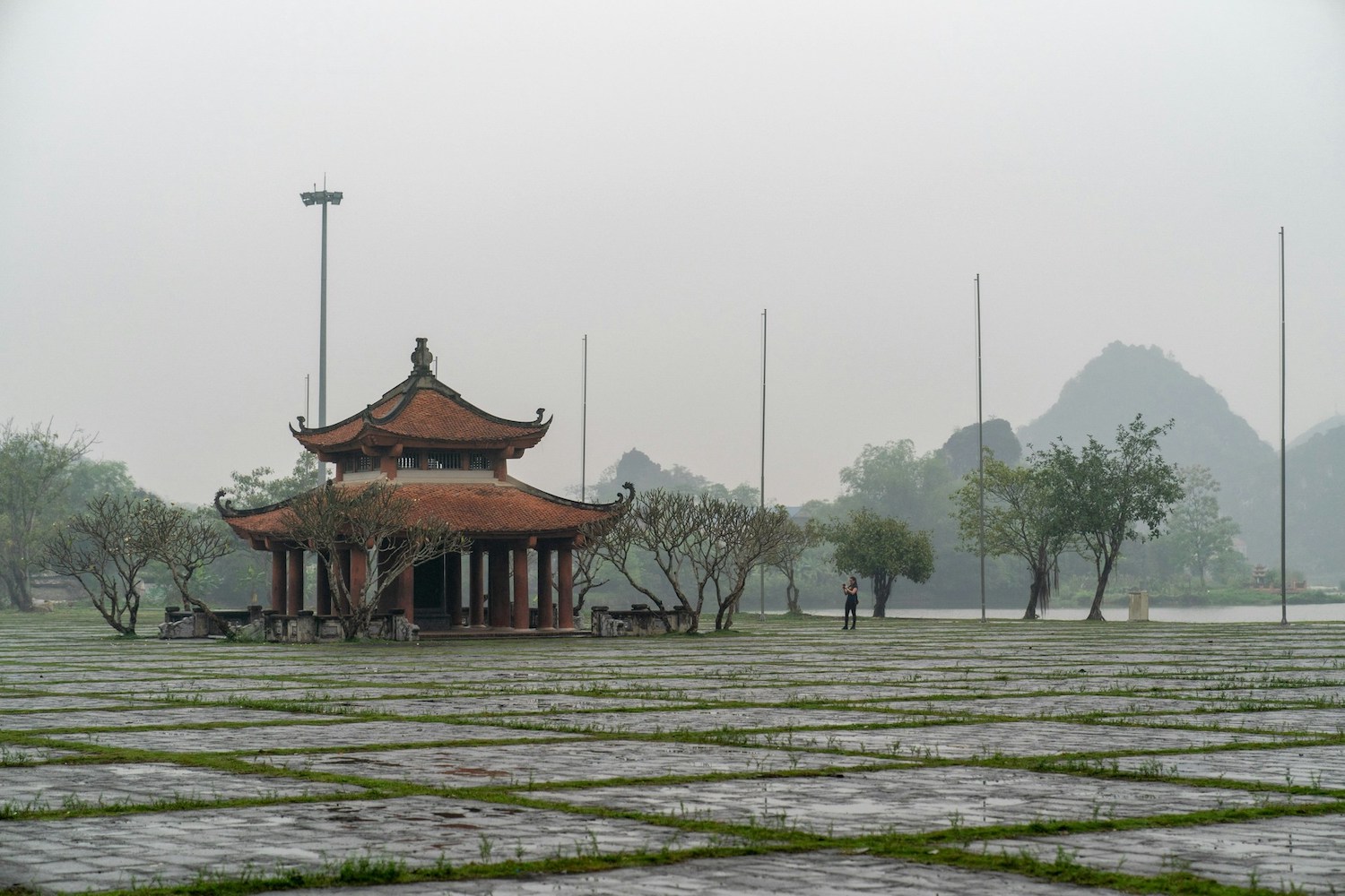 Translated Poems of Hồ Xuân Hương - Tricycle: The Buddhist Review